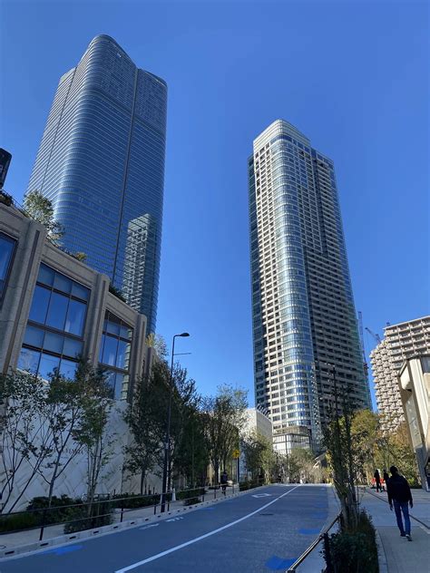 【連載コラム】＊＊＊独善的極上旅日記＊＊＊「「麻布台ヒルズ」開業！緑あふれる都心の広場とアートを見に出かけよう」 トラベルコラム Risvel