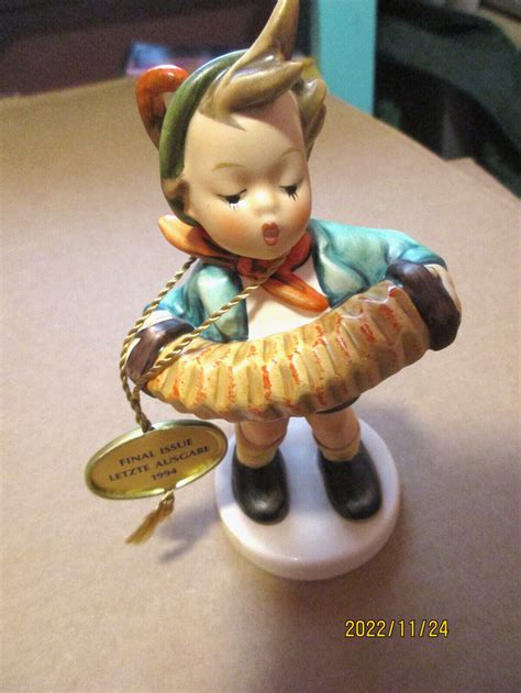 Hummel Accordion Boy Final Issue 185 Figurine Goebel Germany 1994
