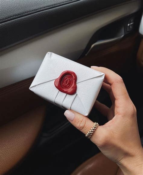 Пин от пользователя Cacá на доске Vision Board Сургуч Роскошная упаковка Подарочные упаковки