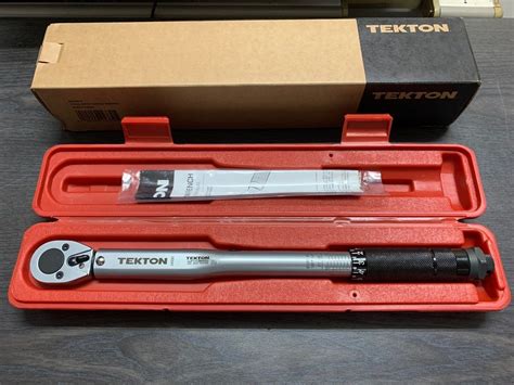 Tekton 3 8 Inch Drive Click Torque Wrench 10 80 Foot Pound 24330 D On Carousell