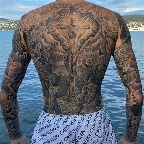 53 Fotos De Tatuagem Nas Costas Arte Simbolismo E Expressão Corporal