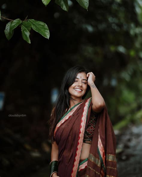 Akshaya Udayakumar Photos Find Latest Hd Images Pictures Stills