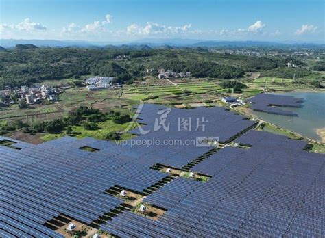 湖南宁远：光伏发电促振兴 人民图片网