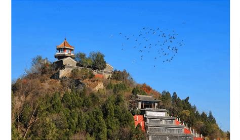 百望山多高 百花山多高 凤凰岭多高 大山谷图库
