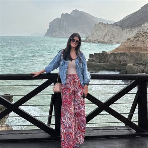 ‎roula El Ahmar رولا الأحمر‎ Roulaelahmar • Threads Say More