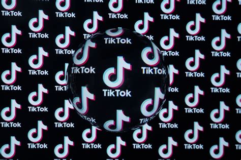 Tiktok Netizens React Hilariously As Senator Markey Files A Bill To