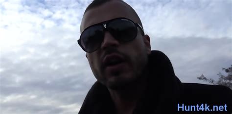 Dazzling Bimbo Exposes Curves During Sex