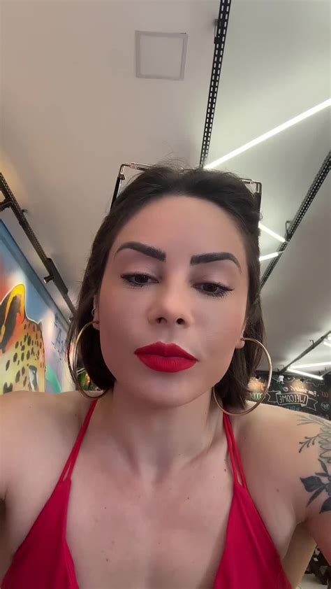 Os Vídeos De Débora Deboramaefitness Com Som Original Débora Tiktok