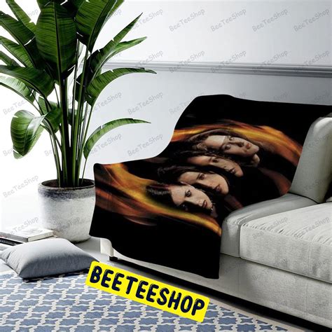 Fire Girls The Craft Halloween Beeteeshop Us Cozy Blanket Beeteeshop