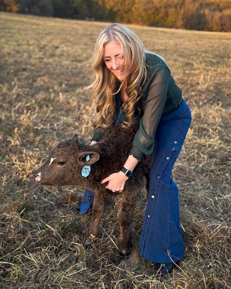 Amanda H Bartlett 🤷🏼‍♀️🤣☠️🔥 Facts Instagram