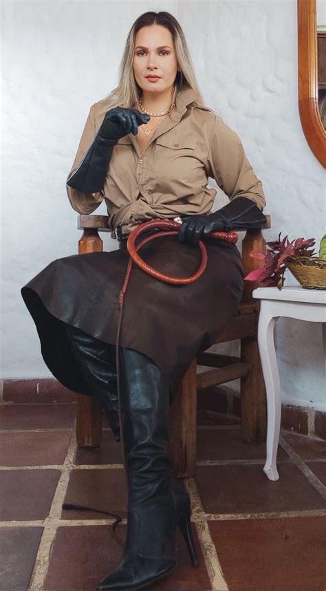 Pin By Sven Bilder On Goddess Joanna Leather Outfit 60s And 70s