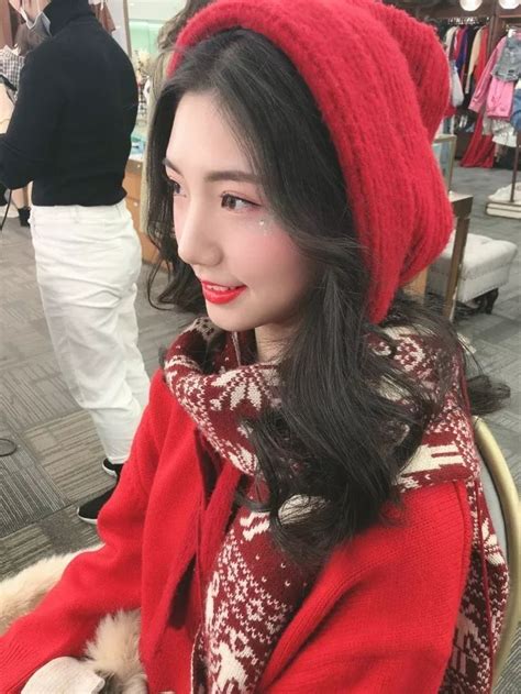 何施雨相片何施雨何施雨年轻大山谷图库