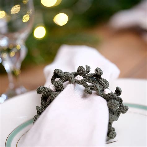 Classic Mini Mistletoe Crochet Pattern Krea Deluxe