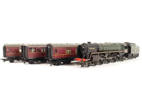 Hornby R1021loco Britannia Class 7mt 70012 John Of Gaunt Hattons