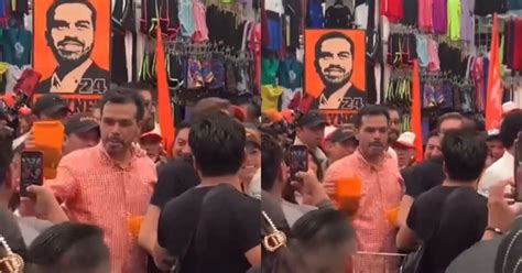 Álvarez Máynez Y Chertorivski Se Fueron A Tomar Una Licuachela A Tepito