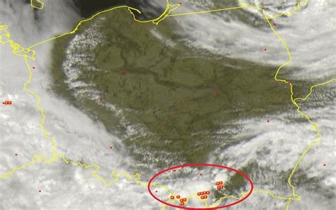 Silne burze z gradem i ulewami nad południową Polską Gdzie jest burza 13 maja