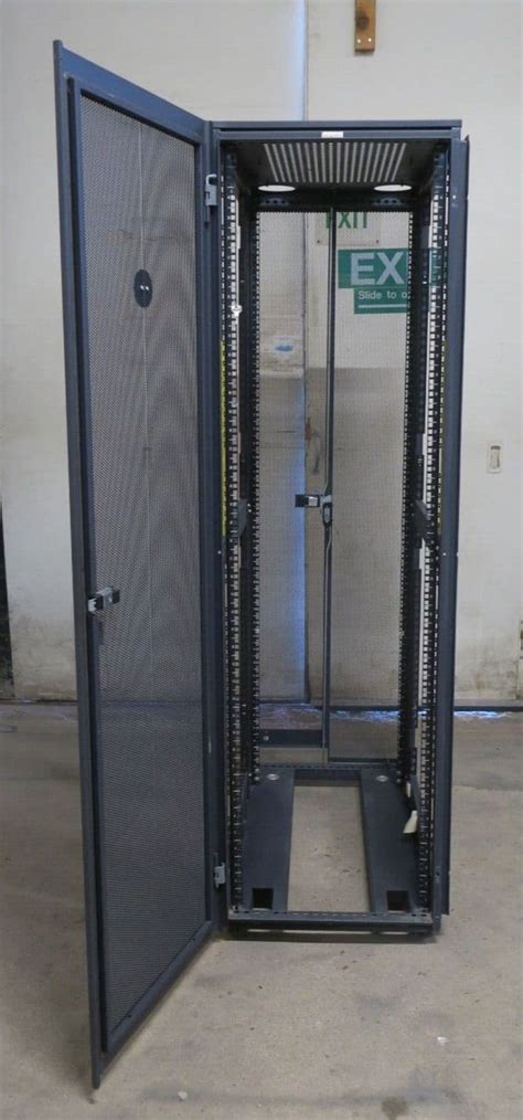 Dell 4210 42u Poweredge Server Network Rack Cabinet Enclosure 1000mm X