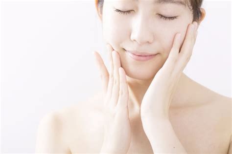 セラミドの効果を知って、スキンケアに取り入れよう 美肌の作り方