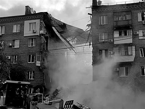 Допомагаємо на місцях ракетних ударів Товариство Червоного Хреста України