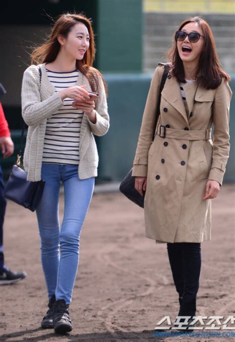 김세희 아나운서 과도한 스키니진 Mlbpark 김세희 아나운서 과도한 스키니진 Mlbpark