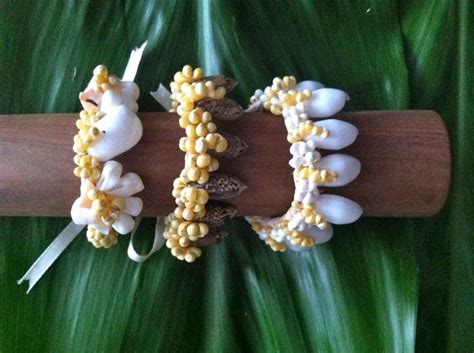 Assorted Shell And Raffia Bracelets Na Kani O Hula Hawaii Hula