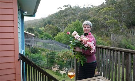 Nell Schofield Wiki Bio Age Height Nationality Partner Net Worth 2023