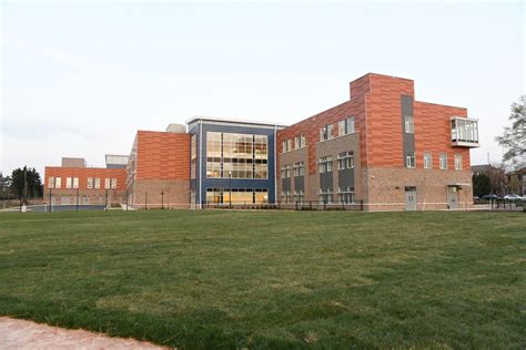 Oak Contracting Building Towards The Future