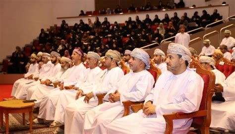 المكتبة الرئيسية بجامعة السلطان قابوس تنظم الملتقى الثاني حول مناهج