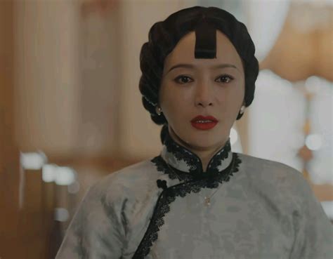 传家：为家族牺牲爱情、亲情，钟灵为何得不到认可？自我感动罢了 哔哩哔哩
