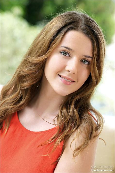 Sybil A Beauty Girl Beauty Face Beautiful Girls Body