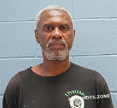 Bryan Lamar Tolbert 12032023 Lee County Mugshots Zone