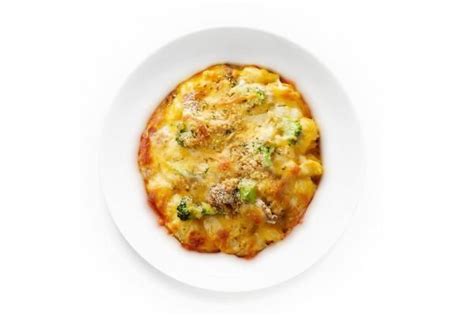 Broccoli Bacon Mac And Cheese By Taylor Bischof