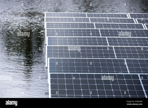 Floating Solar Panel Solar Photovoltaic Panel Pv System In Industry