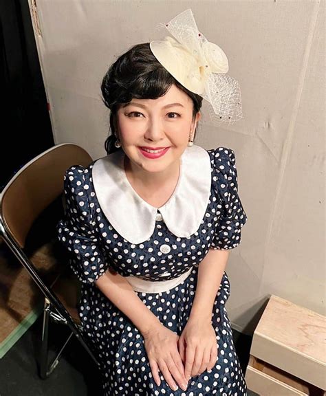 南野陽子さんのインスタグラム写真 南野陽子Instagram いろはっ 相変わらずの雨ですが元気に行きましょう KBC