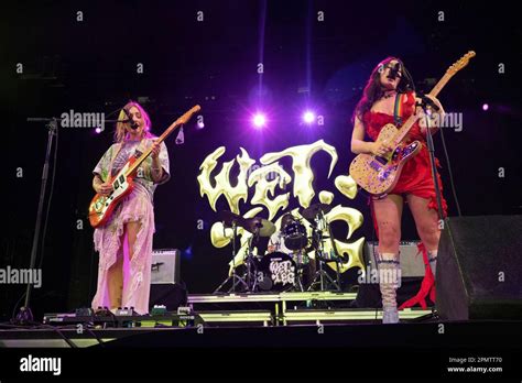 Hester Chambers Left And Rhian Teasdale Of Wet Leg Perform At The