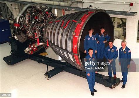 Space Shuttle Main Engine Space Shuttle Vs Space Shuttle Ukobbq