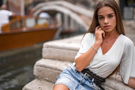 Women Marco Squassina Women Outdoors Brunette Long Hair Portrait