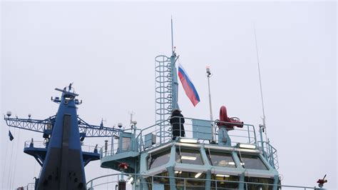 На построенном ОСК атомном ледоколе «Якутия поднят государственный флаг
