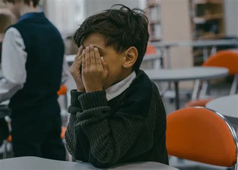 [esp Eng] Abusando No Educamos Abusing Does Not Educate