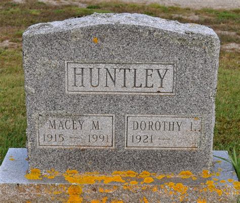Macey Maxwell Huntley 1915 1991 Find A Grave Memorial