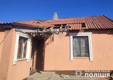 Новини За добу російська армія обстріляла 46 осель наслідки влучань задокументували поліцейські