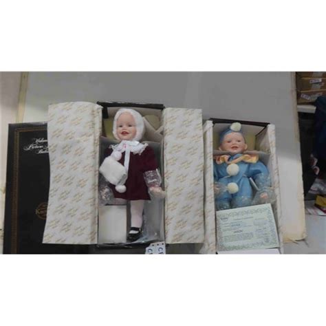 2 Porcelain Dolls Knowles With Box Certificate