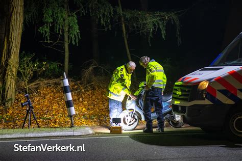 Snorfietser Zwaargewond Bij Ongeval Groteweg Wapenveld Nieuws