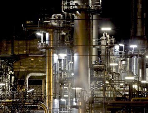 Loading And Unloading Of Catalyst In Reactors Breathe