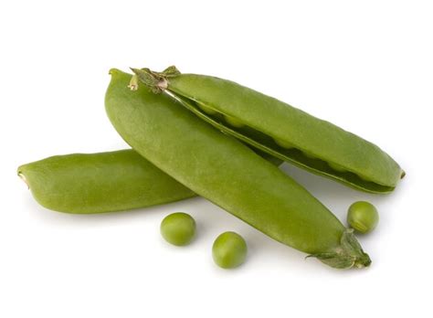Premium Photo Fresh Green Pea Pod Isolated On White Background