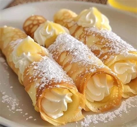 Zesty Lemon Meringue Pie Cannolis ~ Do How Taste