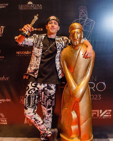 Alejo Igoa Es El Primer Youtuber Argentino En Alcanzar 30 Millones De