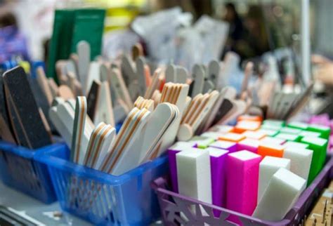 What Is A Nail Buffer And How To Use Ita Less Toxic Life