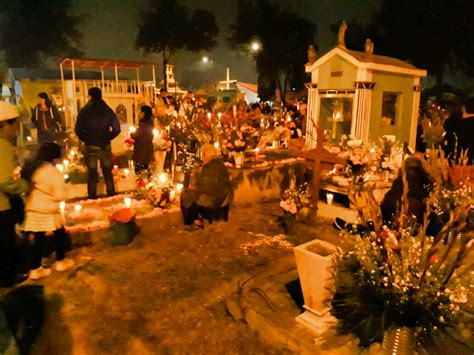 Día De Muertos En Tiempos De Covid 19 En Tláhuac Fotos Isaac Ramírez