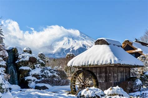富士山の有名俳句 30選春夏秋冬の季語 松尾芭蕉や小林一茶などの俳人の名句を紹介 俳句の教科書俳句の作り方有名俳句の解説サイト